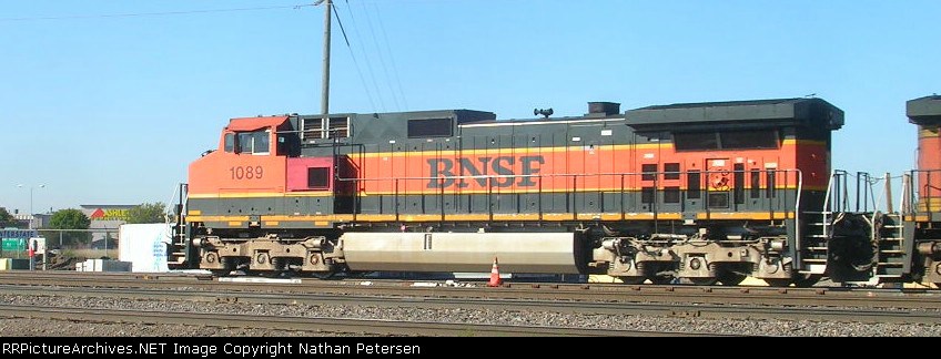 BNSF 1089